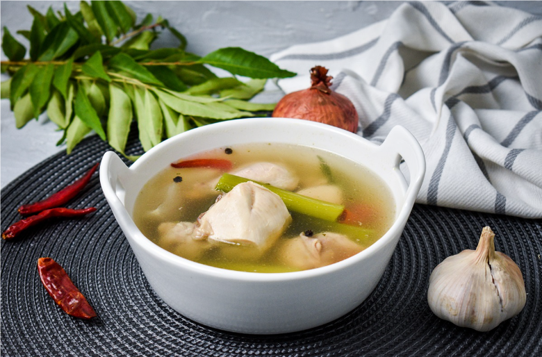 A bowl of freshly made Garudhiya. Photo Credit: Lonumedhu